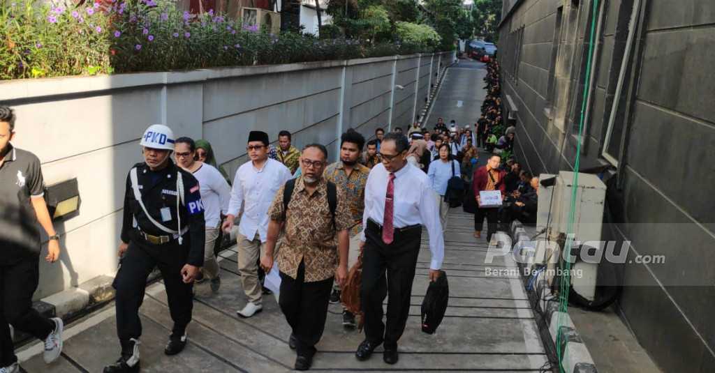 Sidang Saksi Pemohon, Dari Agus Maksum hingga Pencipta Robot Situng ...