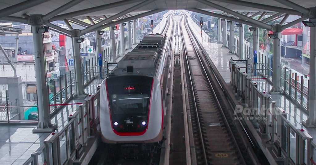 LRT Beroperasi Komersil Mulai 1 Desember dengan Tarif Rp5000 - Pantau.com