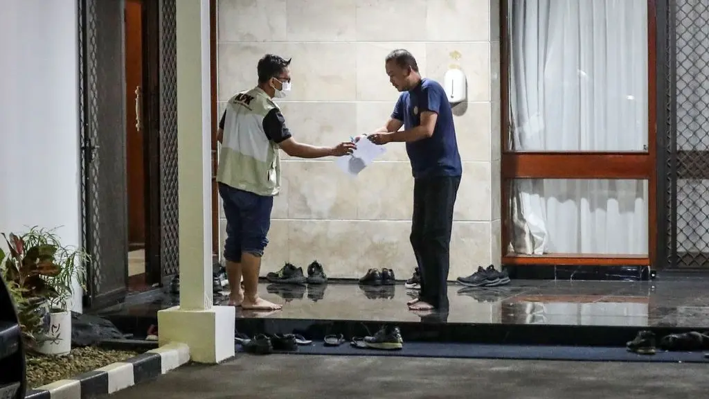 Kata Pengacara soal KPK Temukan Cek Rp2 Triliun di Rumah Dinas SYL - Pantau.com