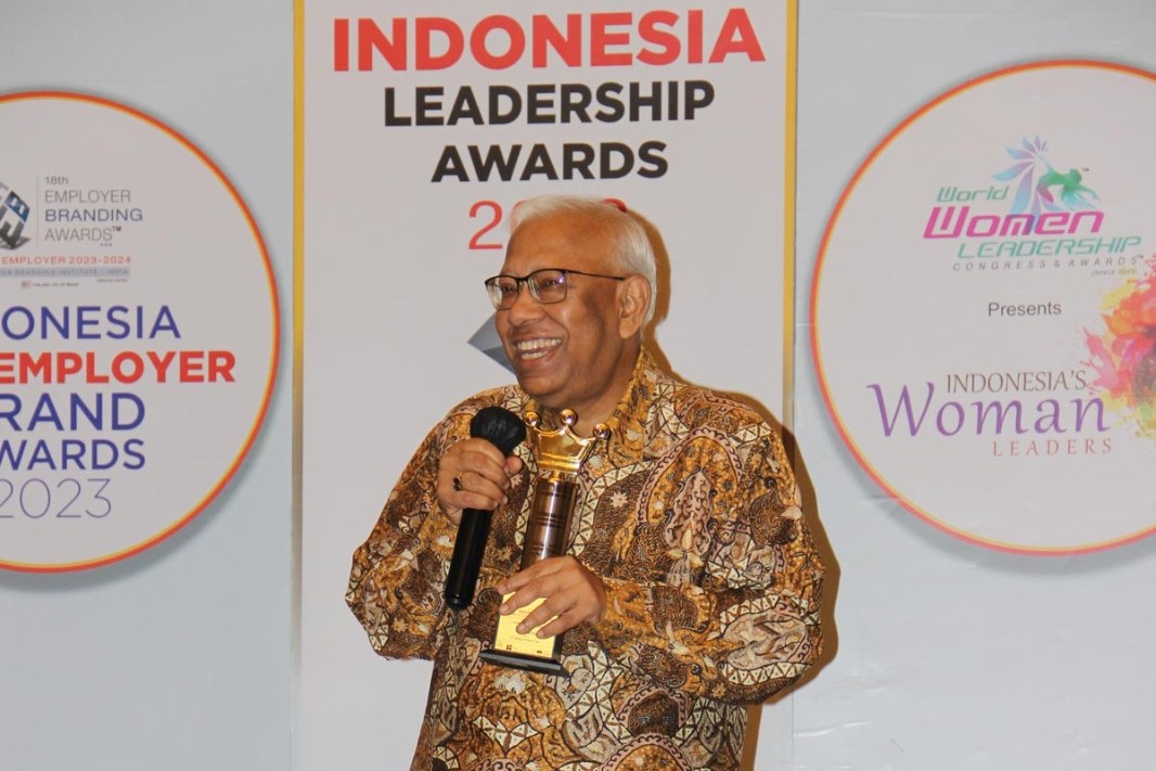 COO BUMI dan CEO KPC Ashok Mitra Diganjar Top Indonesia Best Employer ...