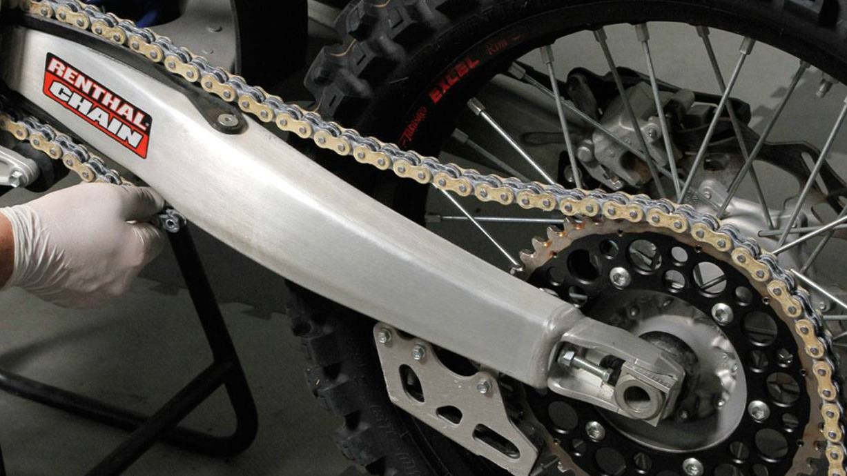 Rantai Kendur Bisa Bikin Drop Performa Motor Gigi? Begini Penjelasannya ...