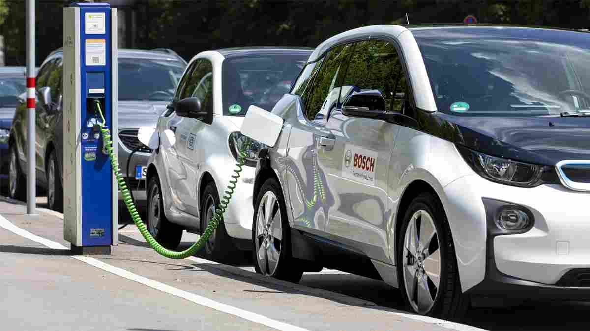 Jangan Langsung Beli! Pahami Dulu Perbedaan Kendala Mobil Listrik ...