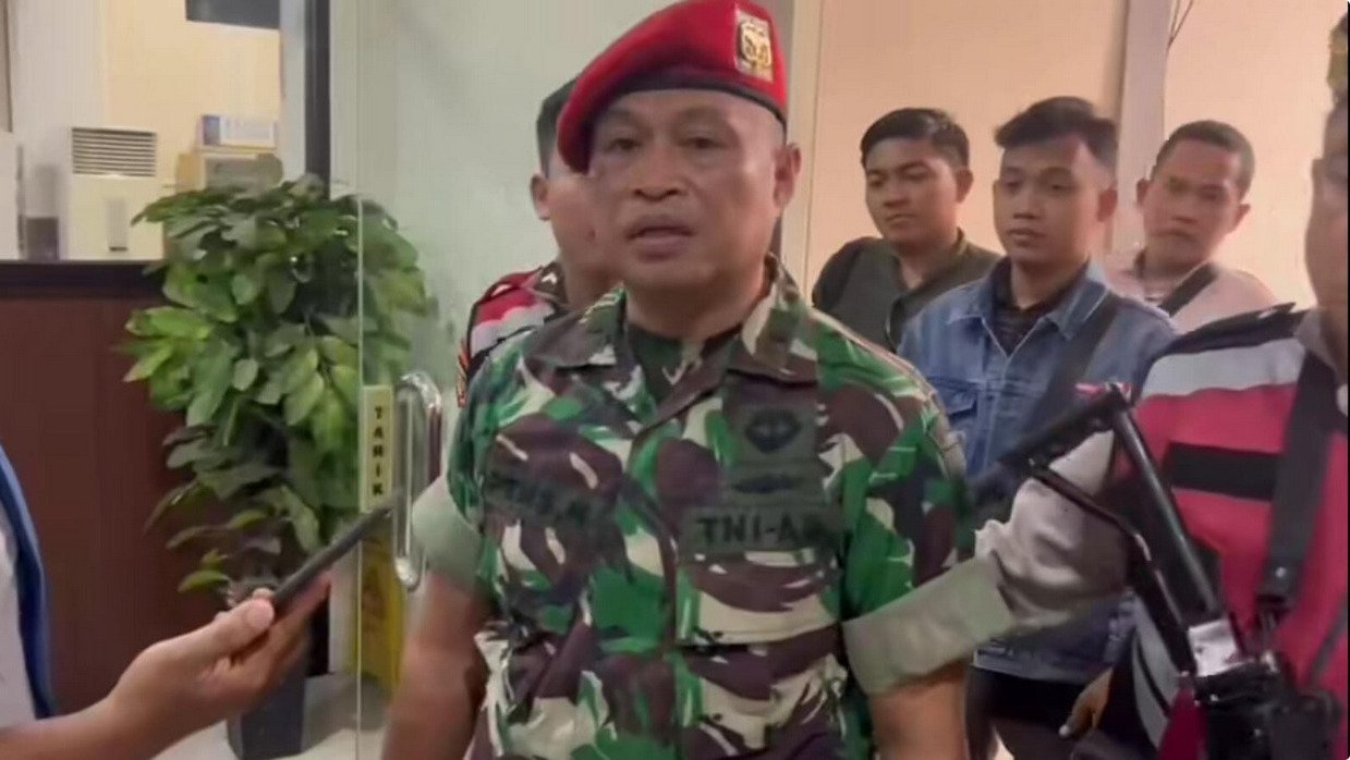 Viral Pria Berseragam TNI di Sidang PN Tangerang, Begini Faktanya - Pantau.com