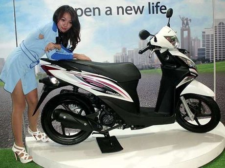 Perbedaan Motor Honda Spacy Karbu dan Injeksi - Pantau.com