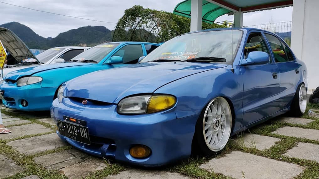 4 Kelebihan dan Kekurangan Hyundai Accent 2000 - Pantau.com