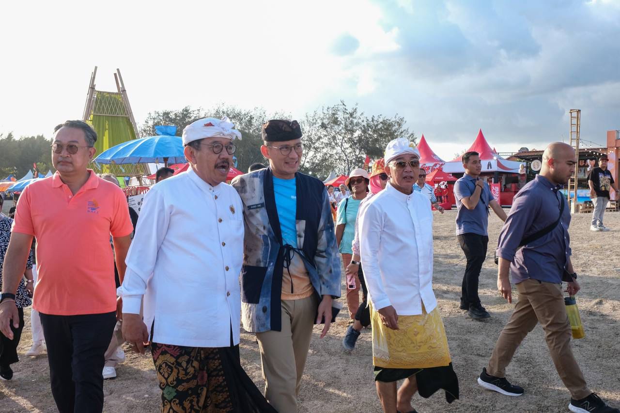 Menparekraf Sandiaga Uno Berpesan Jaga Komitmen Pengembangan Pariwisata Berkelanjutan di Bali ...