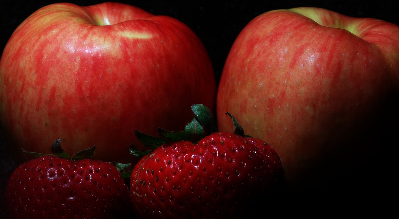 Ternyata Apel dan Stroberi Tidak Boleh Disimpan Bersamaan di Kulkas ...