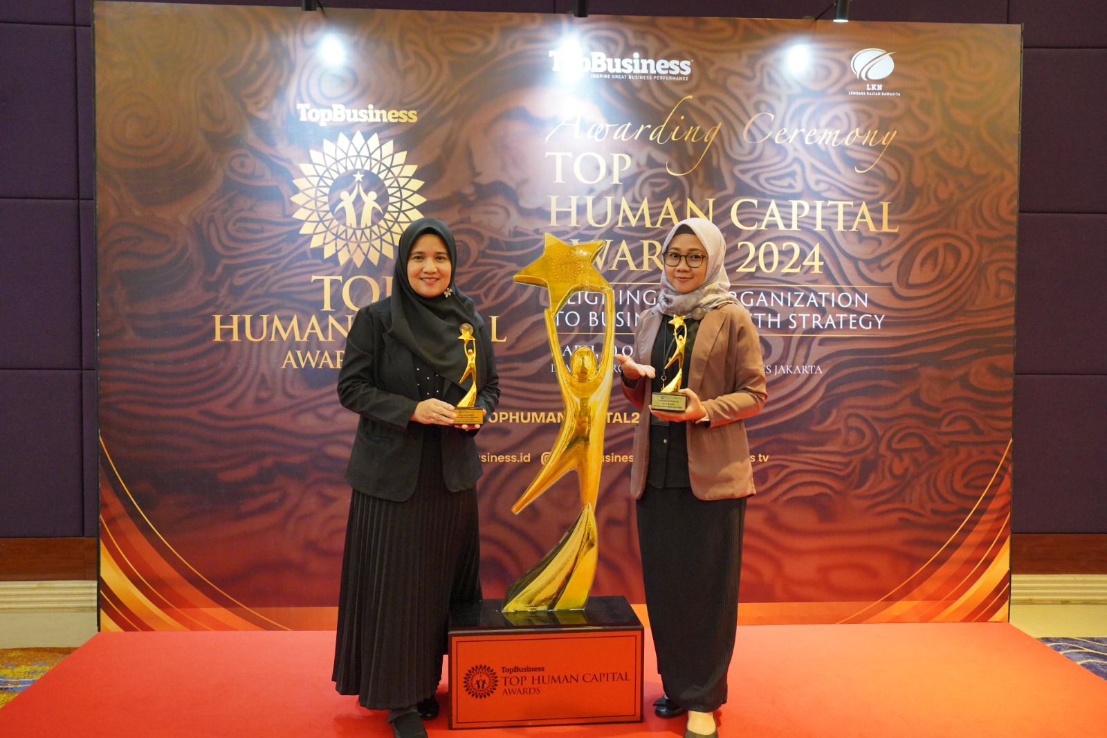 Jasa Marga Raih Dua Penghargaan Bergengsi di Ajang TOP Human Capital Awards 2024 - Pantau.com