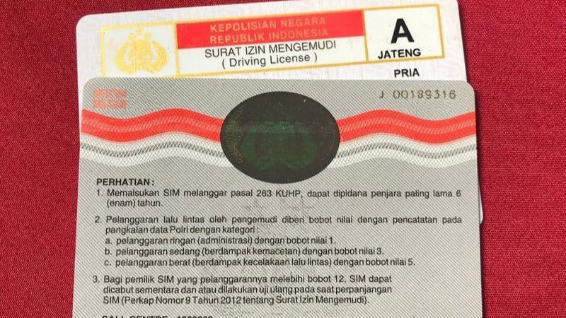 Kenali Bedanya Denda Tilang Tak Miliki SIM dengan Lupa Bawa - Pantau.com