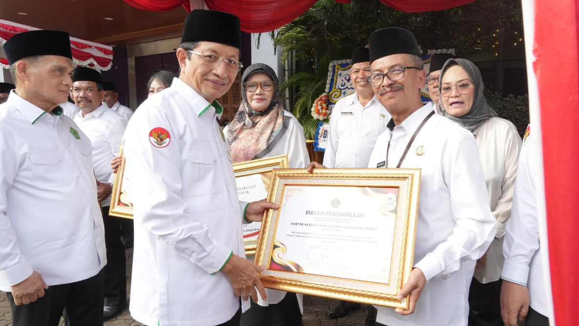 HAB ke-79, Menag Nasaruddin Umar Berikan Penghargaan Satuan Kerja Berprestasi - Pantau.com