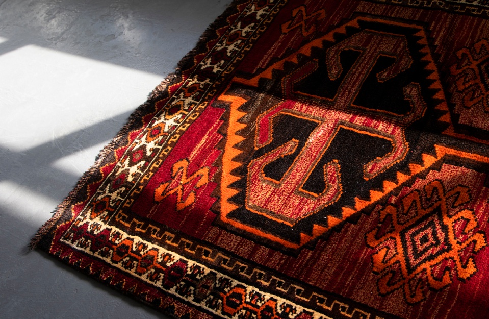 Persian Rug: Keindahan Karpet Klasik yang Abadi dan Bernilai Seni ...