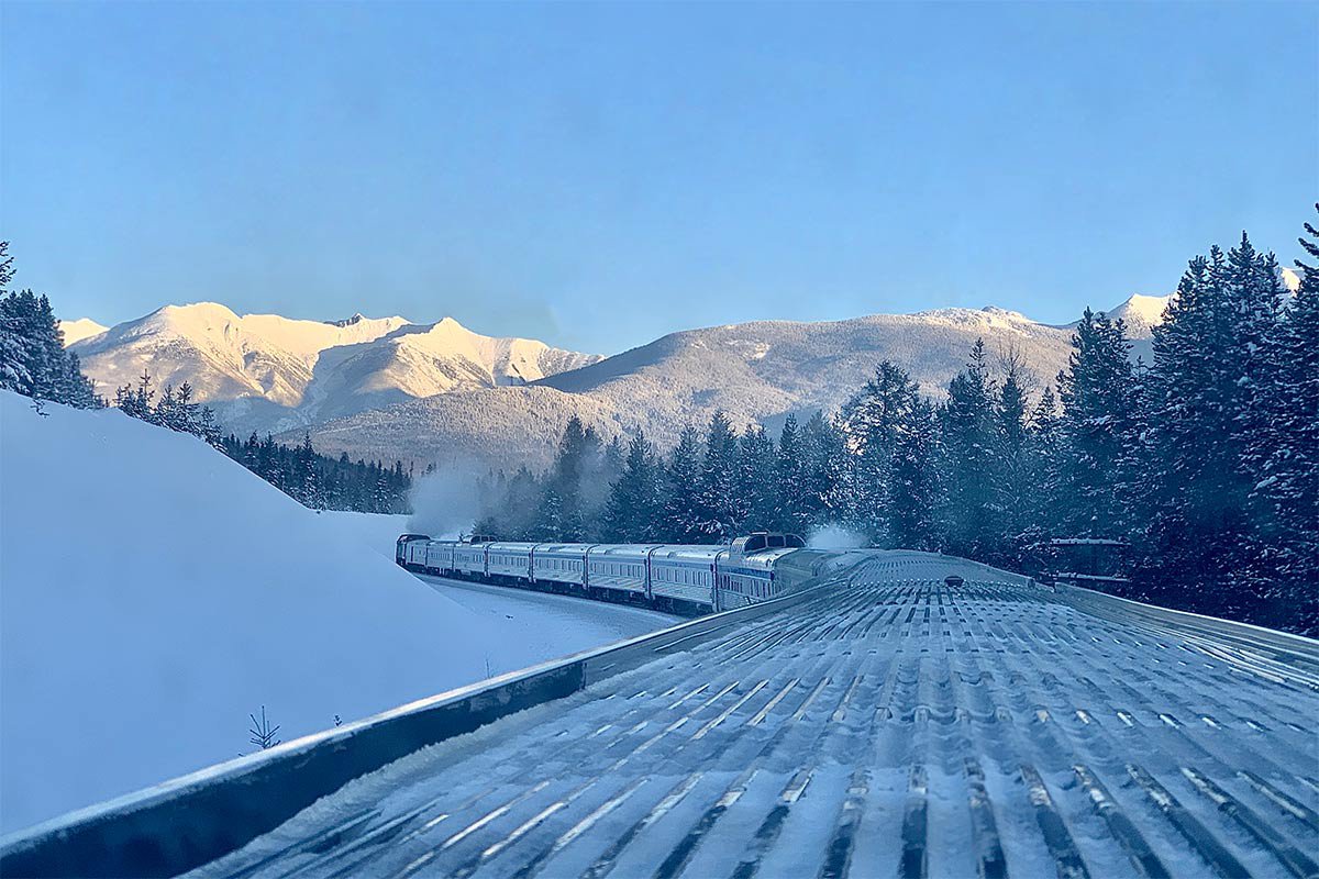 Canadian Rockies Snow Train, Jalur Kereta Musim Dingin Terindah di ...