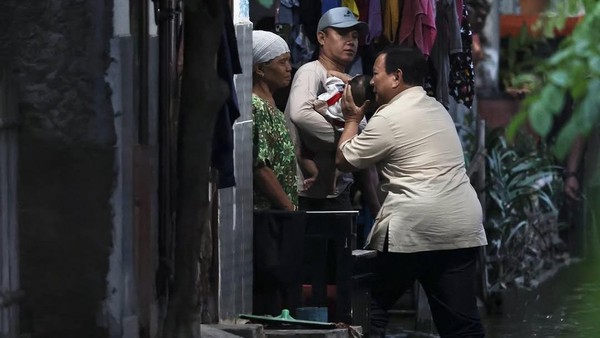 Prabowo Pantau Banjir Babelan, Telepon Pejabat dan Minta Aksi Cepat ...