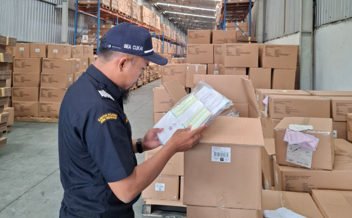 Bea Cukai Yogyakarta Dukung Ekspor Tisu PT IGP Internasional ke Los ...