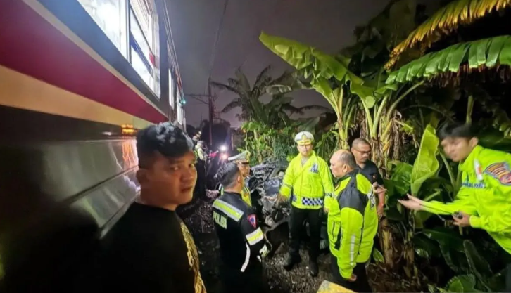 KAI Commuter Lakukan Rekayasa Perjalanan KRL Bogor Akibat Tabrakan ...