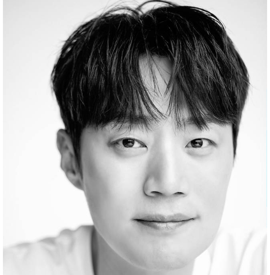 Lee Hee-jun Hadir di Festival Film Jeonju 2025 dengan Dua Film: ‘Rectangle, Triangle’ dan ...