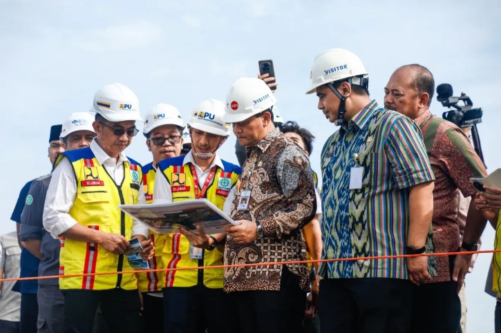 Tanggul Laut Semarang-Demak Ditargetkan Fungsional Januari 2026, Proyek Tol Sekaligus Redam Rob ...