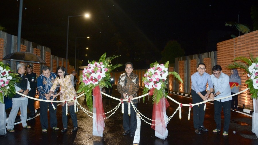 Wisma DPR Perbarui Akses, Dua Bus Bisa Masuk - Pantau.com