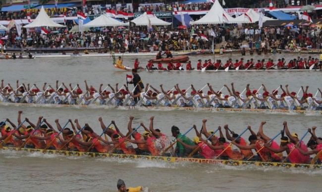 Festival Pacu Jalur 2025 Diharapkan Jadi Magnet Budaya dan Wisata Internasional, Target 1,5 Juta ...