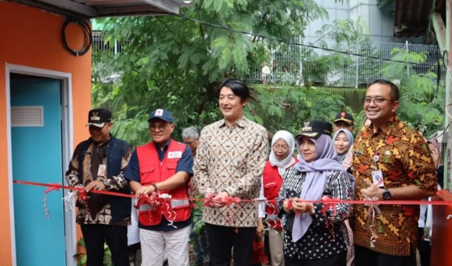 PMI Jakarta Timur Resmikan MCK Komunal di Cipinang Besar Utara, Dukung ...