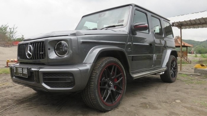 Edan Ajudan Pribadi Gelapkan Mercy G Class Harganya Nyaris Rp1 Miliar Pantau